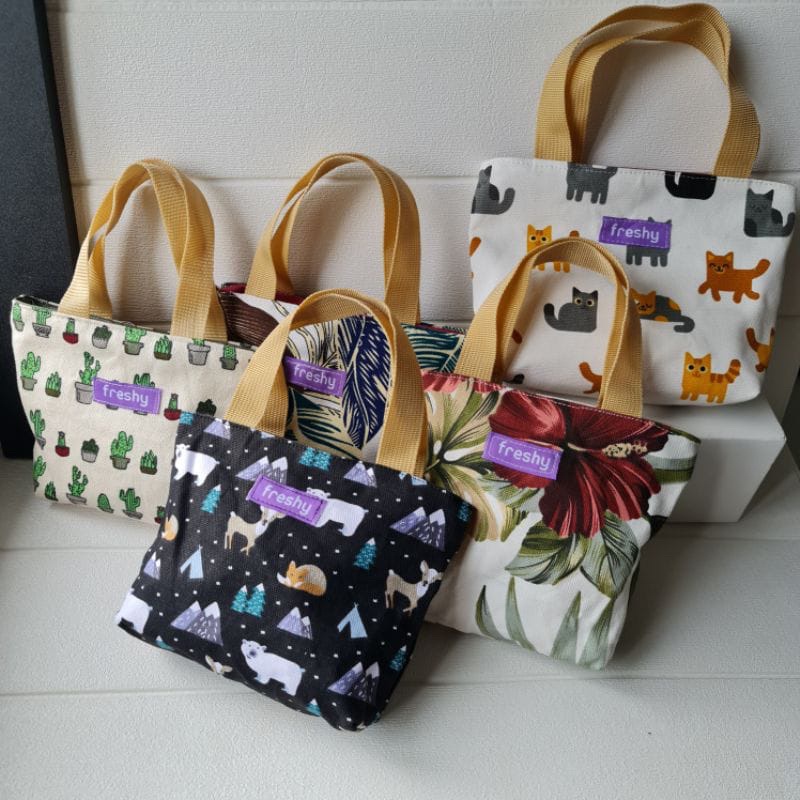 Jual Tas Canvas motif ( PreOrder) | Shopee Indonesia