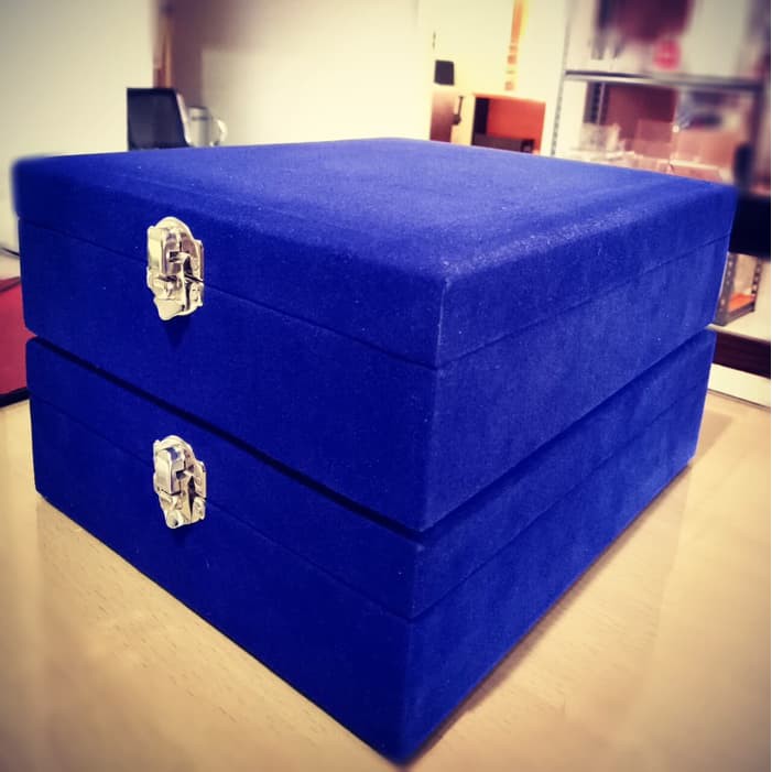 Jual TERMURAH !! BOX BLUDRU BOX PLAKAT KOTAK PLAKAT RED BLUE AND BLACK ...