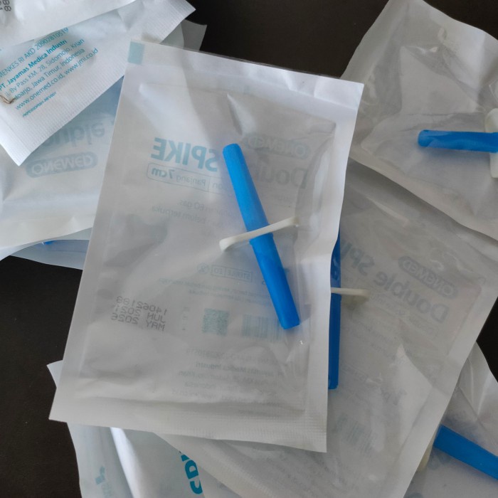 Jual transofix / double spike / colokan infus / pembuka infus | Shopee ...