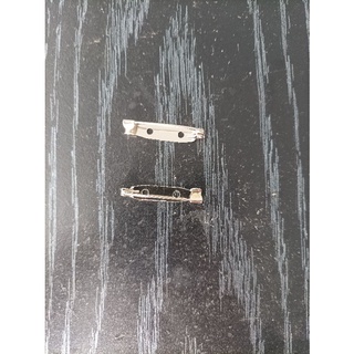 Jual Peniti Besi Bross Pin Name Tag Papan Nama 3 cm | Shopee Indonesia