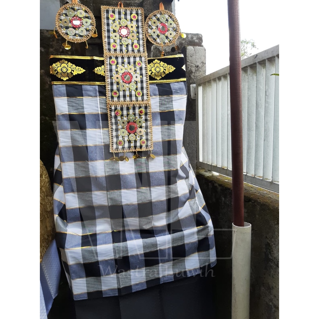 Jual Wastra Pelinggih Premium bahan kombinasi Wajik, Poleng halus dan ...