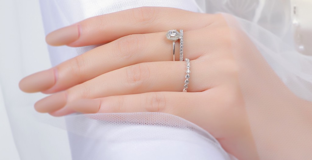 Produk Gayatri Wedding Ring | Shopee Indonesia