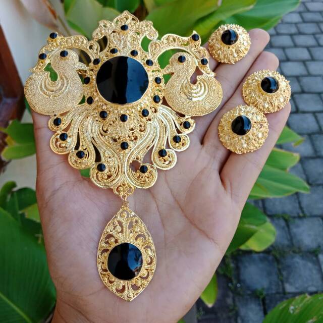 Jual Set Bros Kebaya Alpaka Bali motif Angsa | Shopee Indonesia