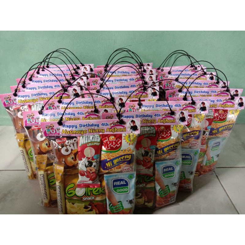 Jual Bingkisan jajan ulang tahun/Paket Snack ultah/jajan ultah/paket ...