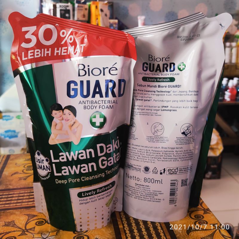 Jual Biore Guard Body Foam Lively Refresh 800ml Hijau Sabun Cair Kesehatan | Shopee Indonesia