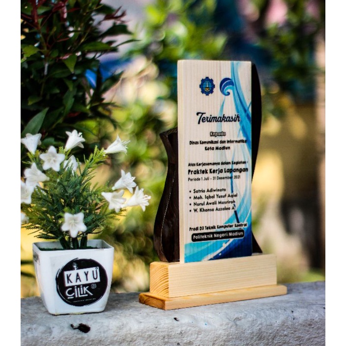 Jual Plakat Vandel kenang kenangan custom kayu | Shopee Indonesia