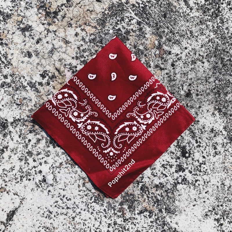Jual Bandana slayer warna MERAH TUA / WINE RED motif paisley | Shopee ...