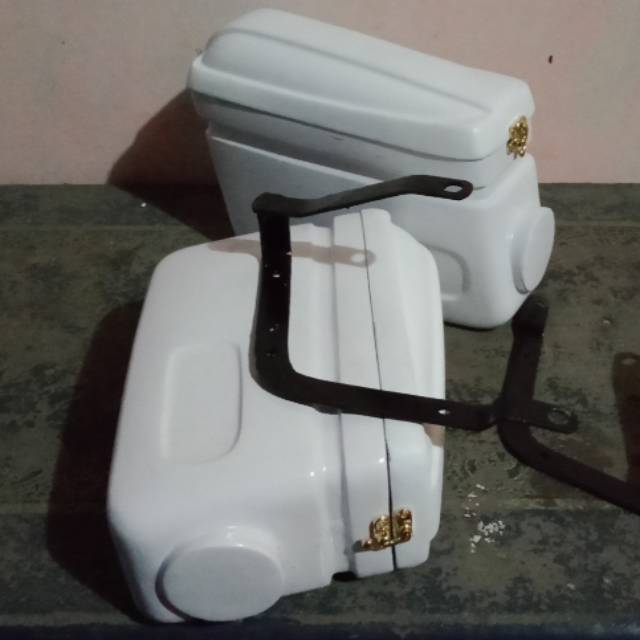 Box Samping Motor Ukuran Kecil Dalchaebi