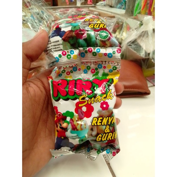 Jual Riri Snack 1 renceng isi 10 pcs | Shopee Indonesia