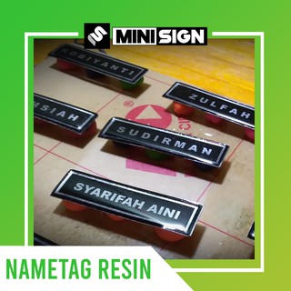 Jual Name Tag Resin Bening Cembung Kuningan Stainless | Shopee Indonesia