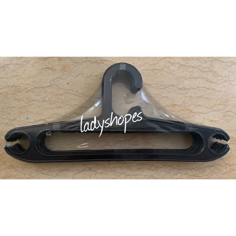 Jual Hanger plastik isi 12pc atau gantungan baju hitam tebal dan glossy ...