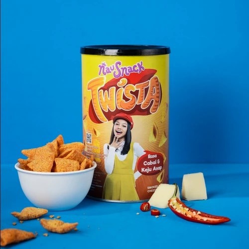 Jual Snack Twista Smoked Chili Cheese rasa cabai dan keju asap 120gr ...