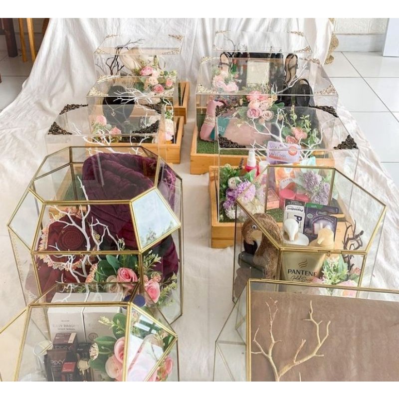 Jual Sewa Box Seserahan Terarium Hias Indonesia Shopee Indonesia