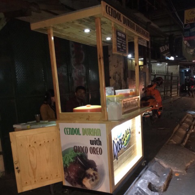 Booth minuman | Shopee Indonesia