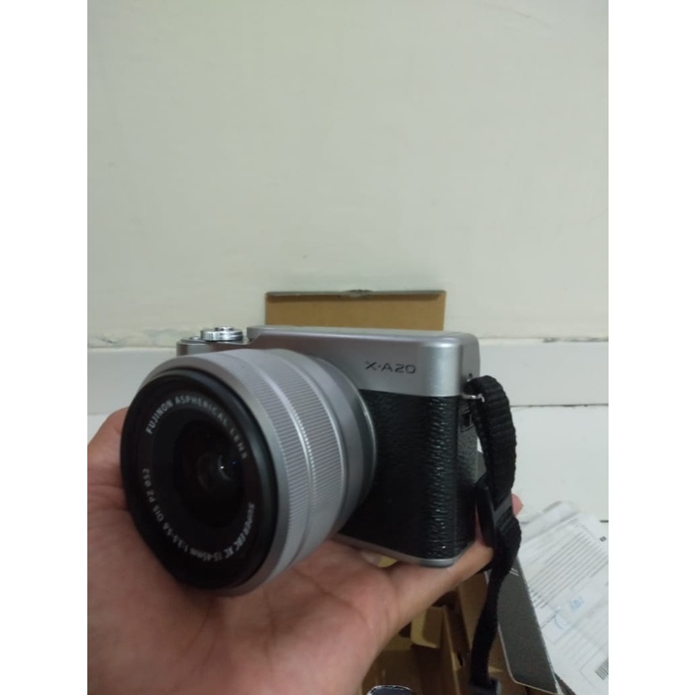 Jual FUJIFILM XA20 KAMERA MIRRORLESS NEWER THAN XA3 AND XA10 | Shopee ...