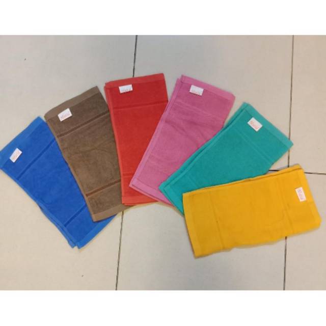 Jual Handuk Olahraga / Muka / Sapu Tangan / Handuk Kecil Asli Mutia ...
