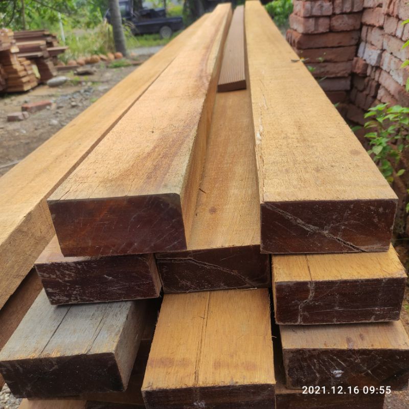 Jual Beam Balok Kayu Kalimantan Meranti Merah Rangka Tiang Bangunan ...