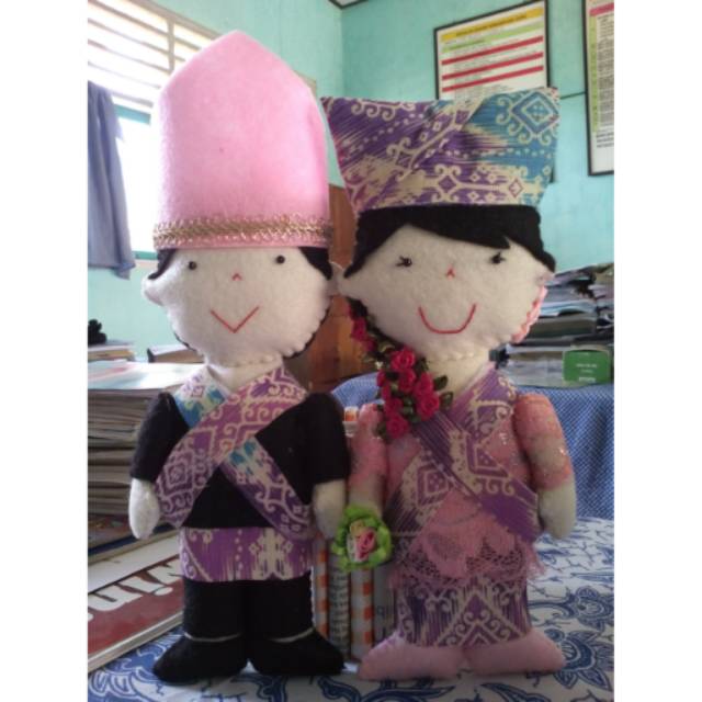 Jual Boneka couple flanel pengantin adat | Shopee Indonesia