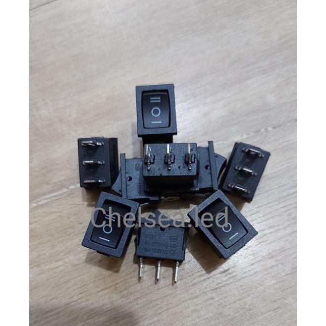 Jual Saklar 3 Pin ON OFF ON tanpa lampu / Switch 3p ON OFF ON - Lampu ...
