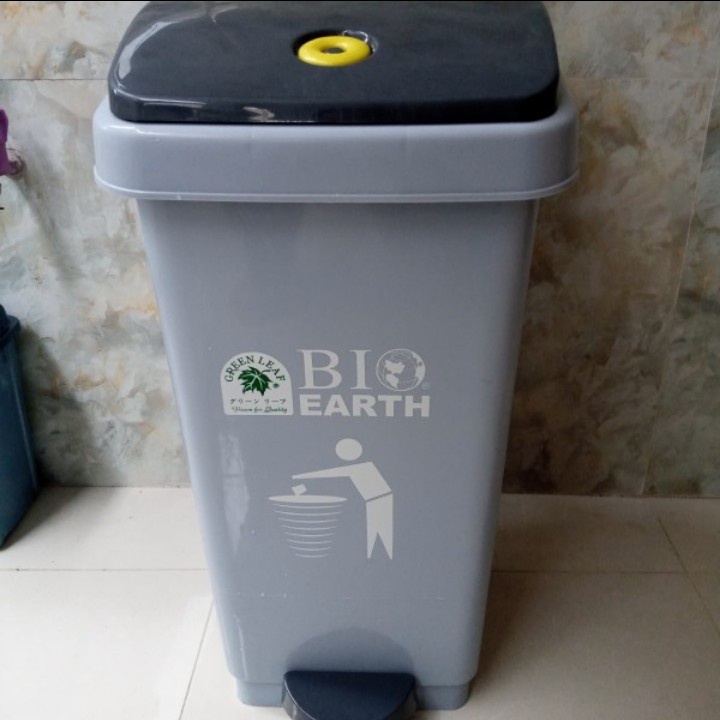 Jual Tempat Sampah Injak Bio Green Leaf 50 Liter 2160 Dustbin 50L | Shopee Indonesia