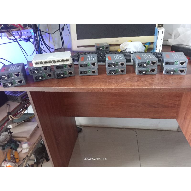 Jual 4 pasang HTB + 1unit switch hub 16 port Dllink (Tanpa Adaptor ...