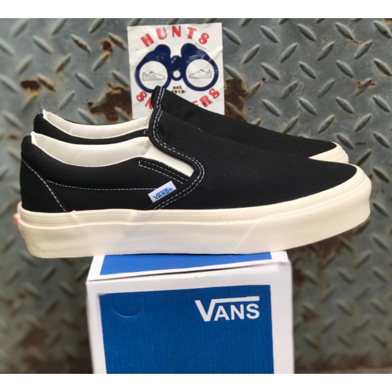 Jual Sepatu Vans Slip On Vault OG Black White 100%BNIB | Shopee Indonesia