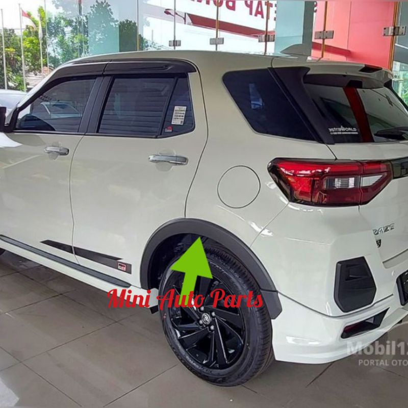 Jual OVER FENDER Moulding QUARTER Belakang KIRI Raize ROCKY 2020 ...