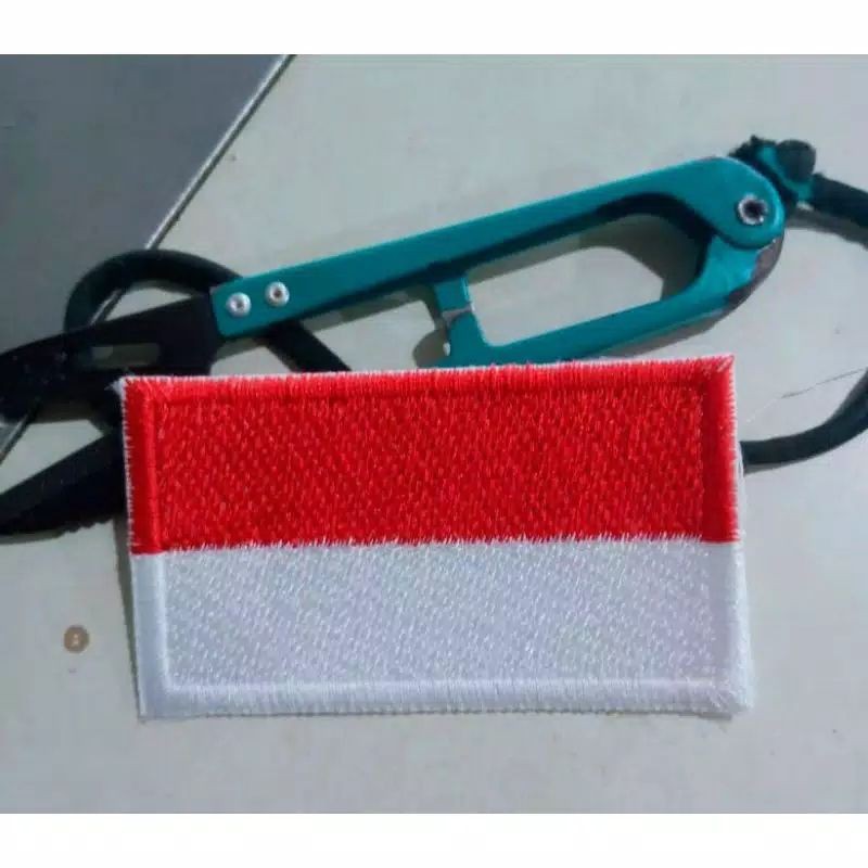 Jual ATRIBUT BADGE/LOGO BENDERA MERAH PUTIH | Shopee Indonesia