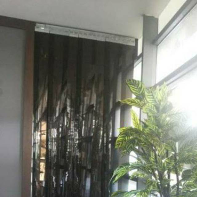 Jual PVC Curtain Custom Hitam (Lengkap dengan Bracket) | Shopee Indonesia
