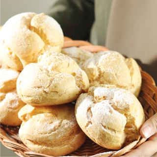 Jual Deli & Co Double Choux Vanilla | Shopee Indonesia