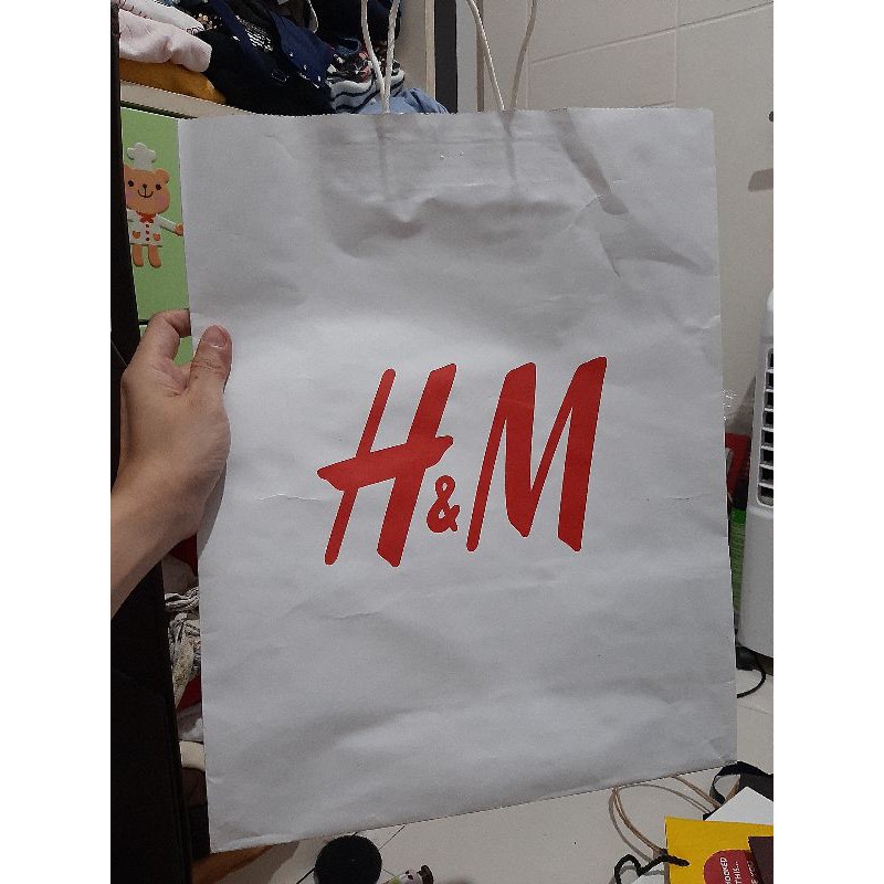 Jual paper bag H&M big original small large | Shopee Indonesia