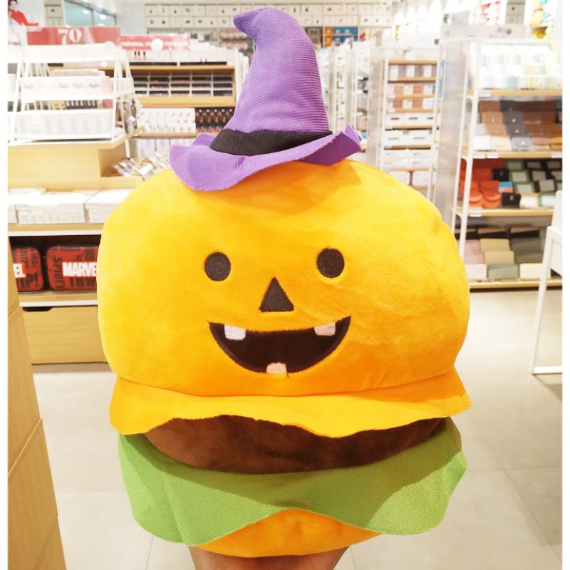 Jual MINISO Halloween Hamburger Plush / boneka halloween | Shopee Indonesia