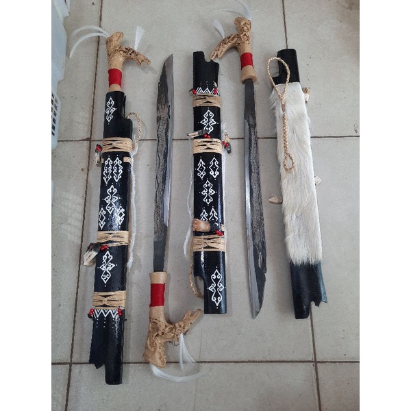 Jual Mandau / Senjata Khas Dayak Kalimantan / Souvenir !!! Naga Putih ...