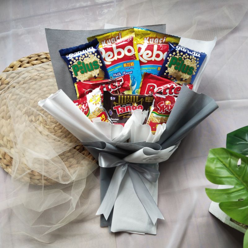 Jual Bucket Kue atau Buket Snack area Padang ellapegia1 | Shopee Indonesia