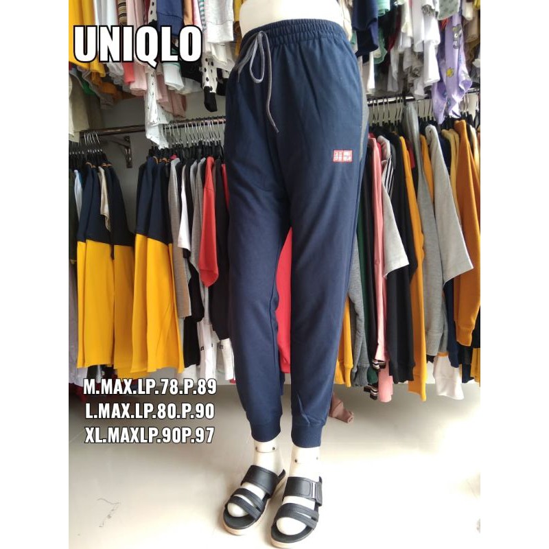 Jual TRAINING UNIQLO(UNISEX) | Shopee Indonesia