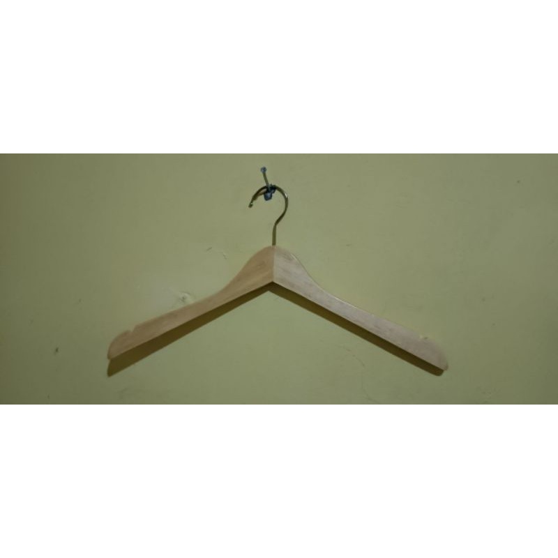 Jual Hanger Kayu Display // Hanger Kayu Tahan Rayap // Hanger Kayu ...