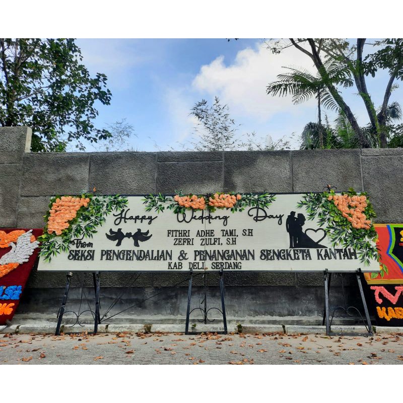 Jual (SEWA) Karangan Bunga Medan / Papan Bunga Rustic Medan Indonesia ...