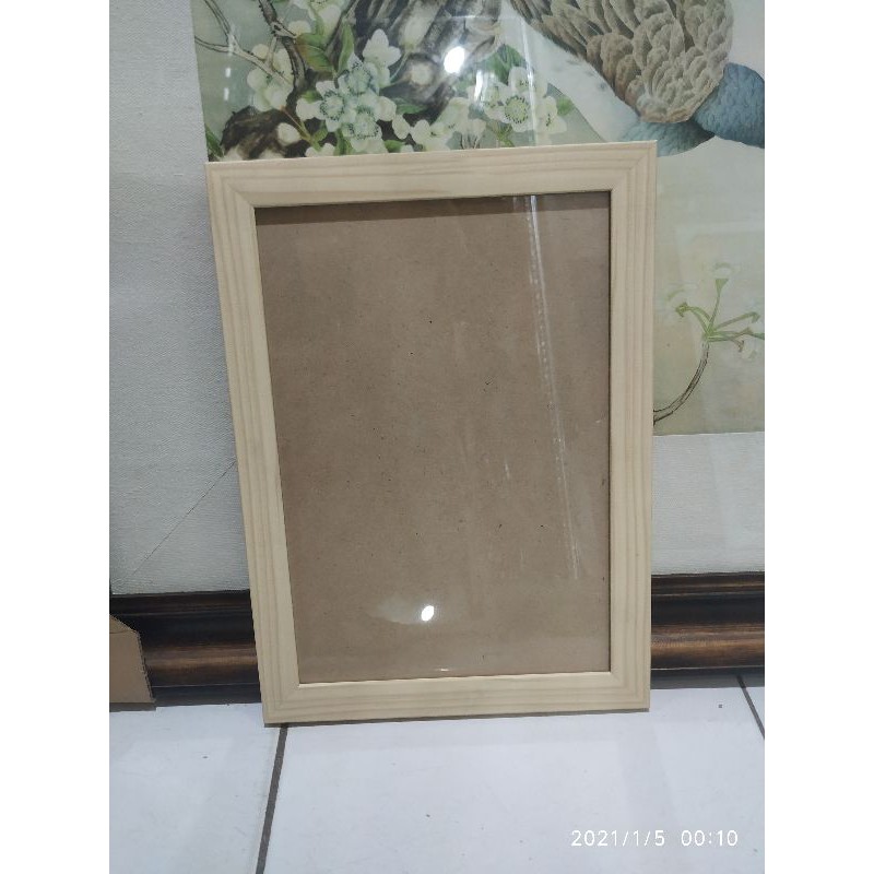 Jual Frame foto ukuran A4 corak kayu jati putih 21x30 cm | Shopee Indonesia