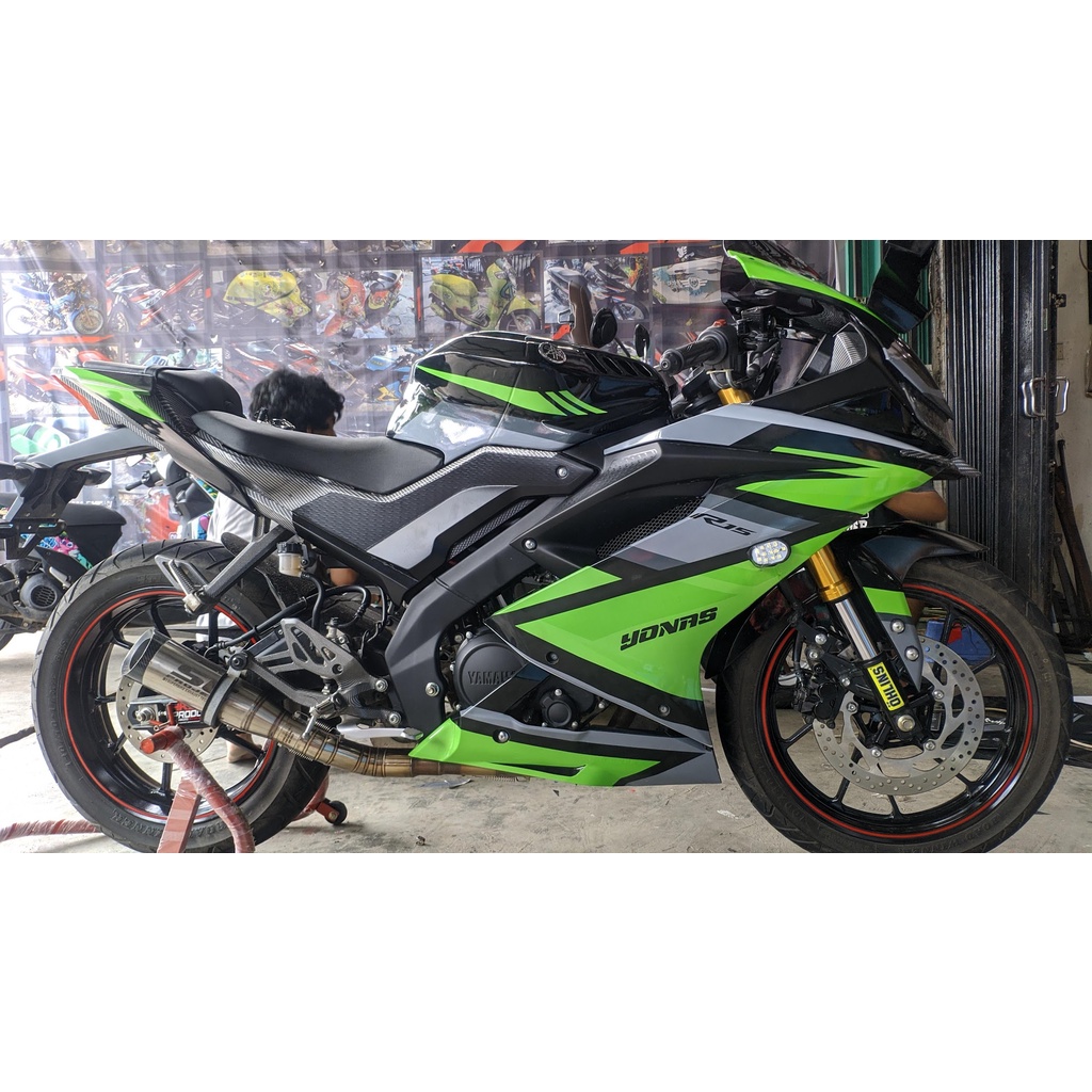 Jual Stiker R15 V3 Decal Full Body R15 V3 Premium Green Racing Glossy ...