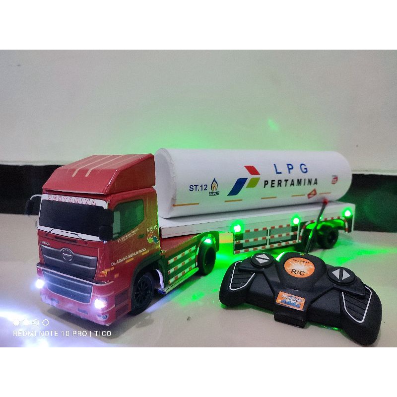 Jual TRUCK PERTAMINA MAINAN ANAK MINIATUR TRUK TANGKI REMOT CONTROL ...