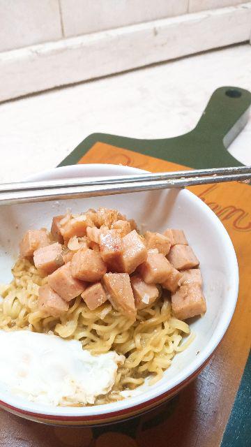 Ham Maling canned pork TTS - luncheon meat - wu can rou | Shopee Indonesia