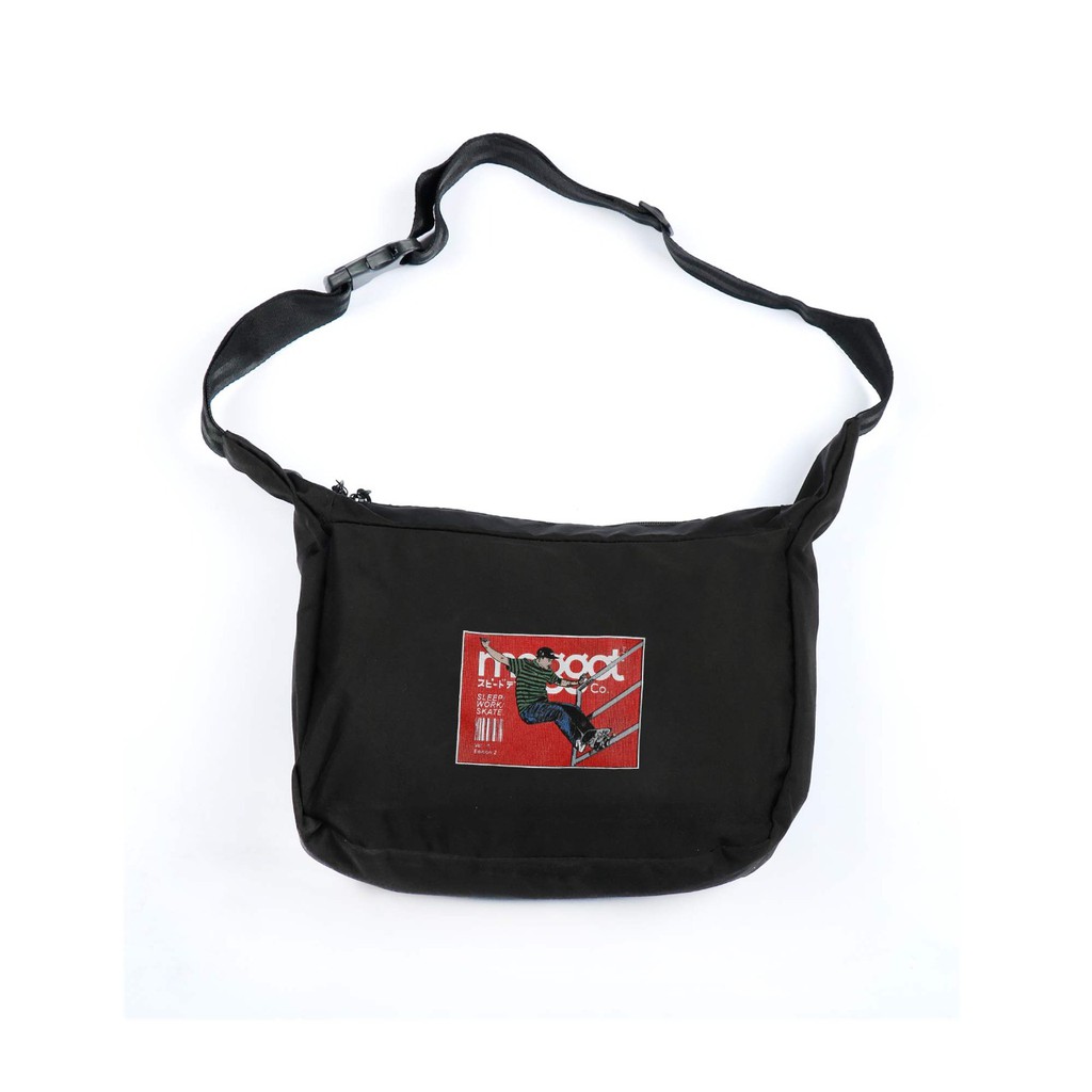 Jual Maggot Industries Tas Slendang/ Slingbag Random | Shopee Indonesia