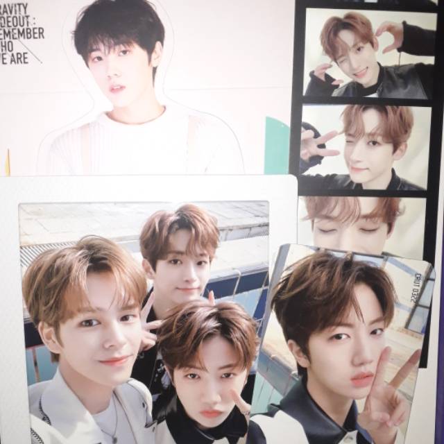 Jual CRAVITY ALBUM PERINTILAN (PHOTOCARD + PHOTOSTRIP + STANDEE + PHOTO ...