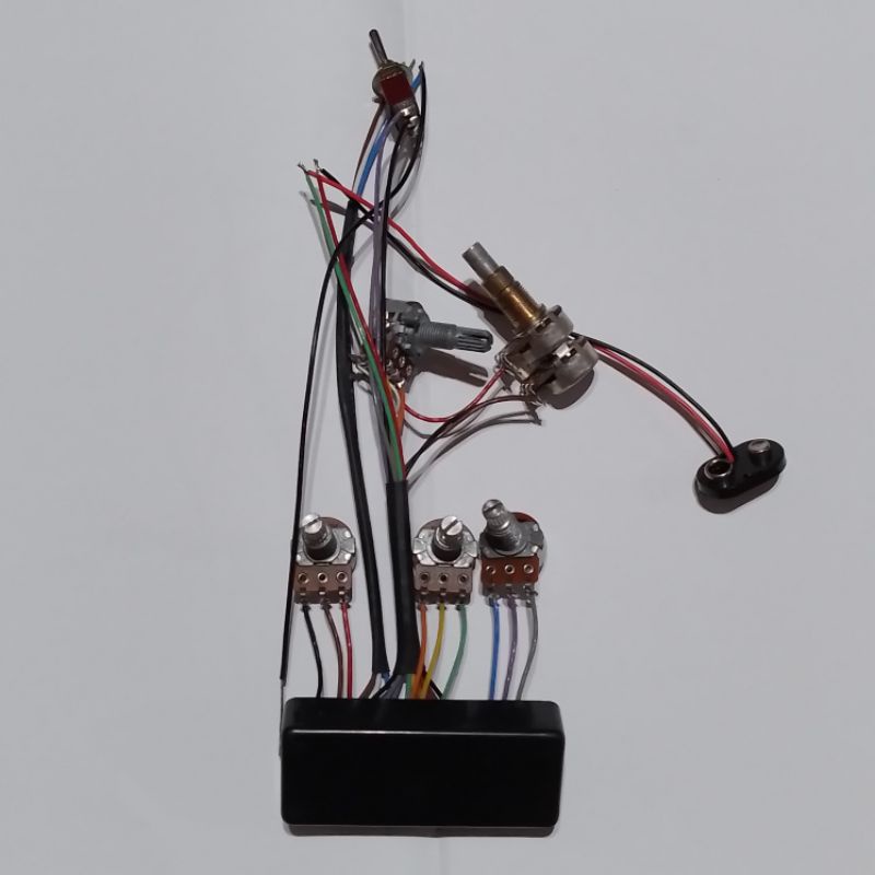 Harga Preamp Bass Aktif 3BAND Terbaru Okt 2024 |BigGo Indonesia