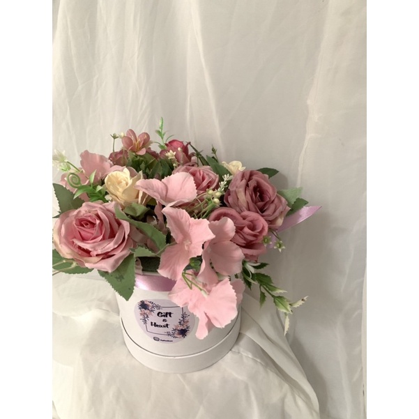 Jual buket bunga box. bloombox. buket bunga. buket wisuda. buket ...