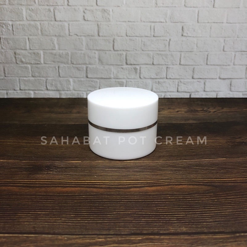 Jual Pot Cream 10gr Putih Yuki List Silver | Shopee Indonesia