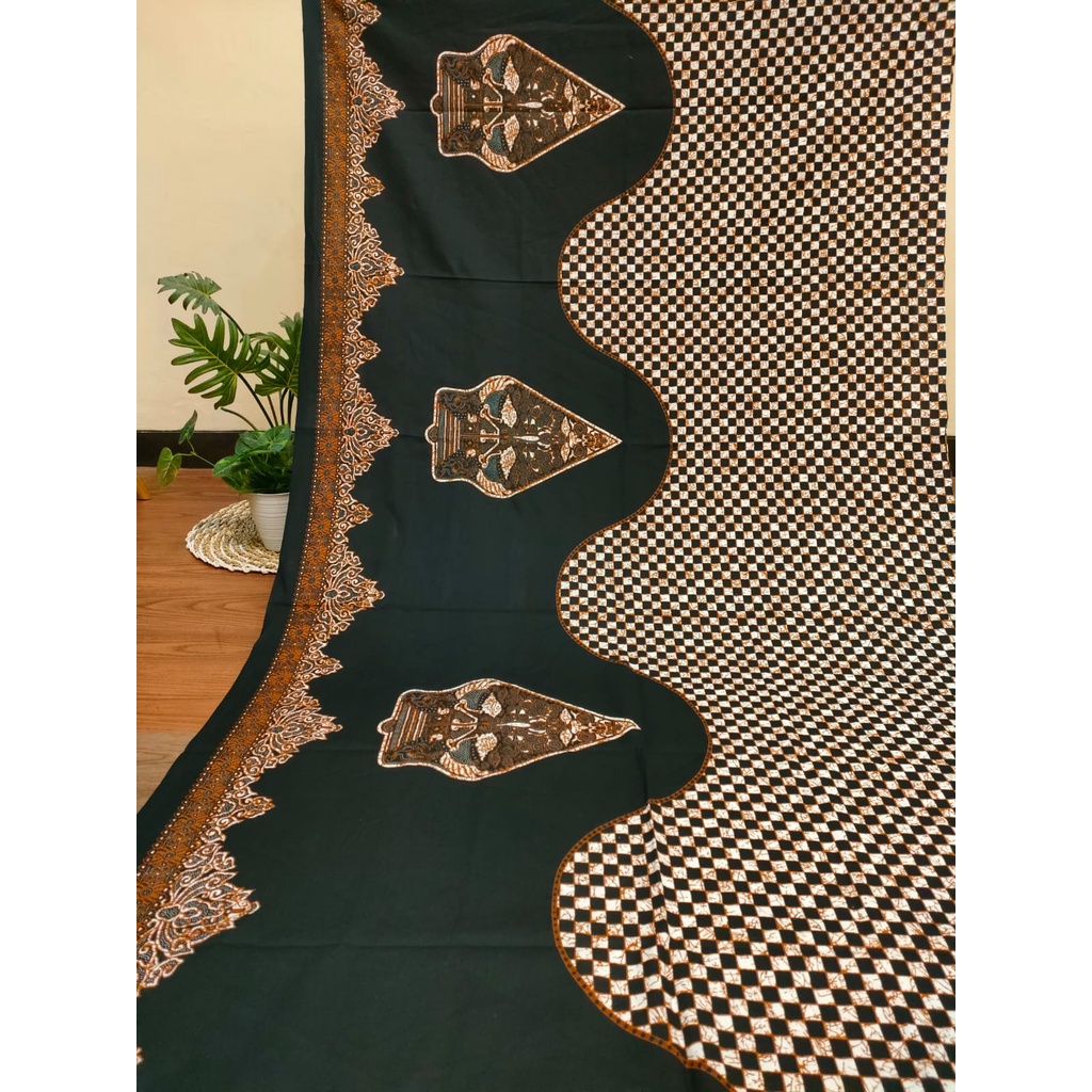 Jual Kain Batik SOLO motif gunungan wayang warna catur coklat putih ...