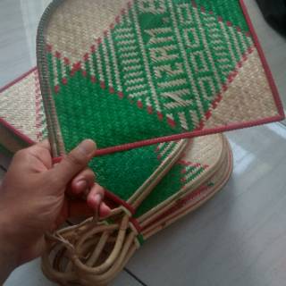 Jual kipas murah unik anyaman rotan khas Kalimantan Selatan | Shopee ...