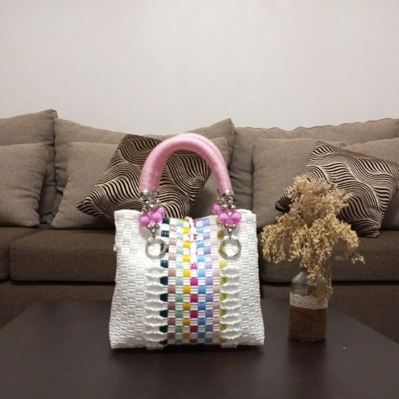 Jual Tas Anyaman Plastik Jali Premium Klasik/Tas Viral/Tas Lucu/Tas ...