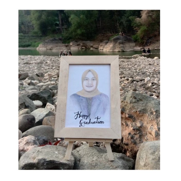 Jual STANDING FOTO / Mini Stand Foto / Standing Frame Foto | Shopee ...